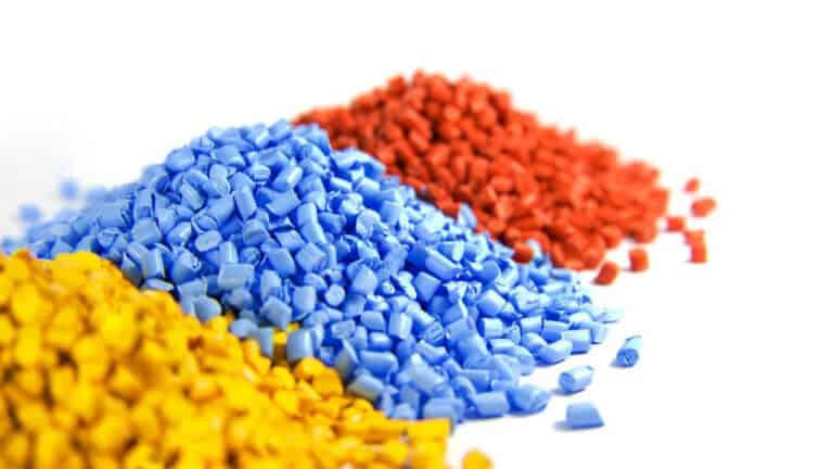 Termoplásticos versus termoestables: rompiendo las diferencias - Moldie